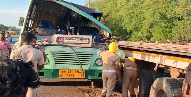 #BREAKING || உளுந்தூர்பேட்டை அருகே லாரி மீது அரசு பேருந்து மோதி கோர விபத்து..!! - Seithipunal