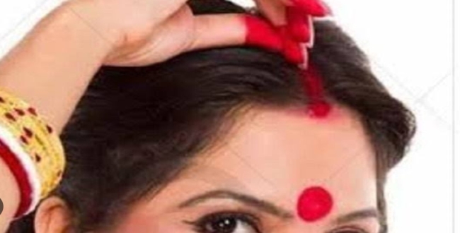 பெண்கள் நெற்றியில் குங்குமம் வைப்பதால் இவ்வளவு நன்மைகளா.? - Seithipunal