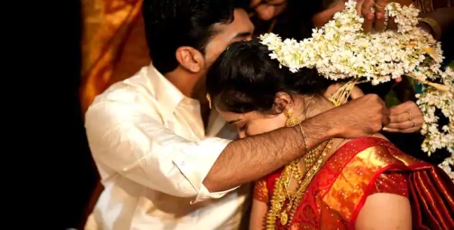 1000 பொய் சொல்லி கல்யாணம் பண்ணலாம்-னு சொல்வது ஏன்?! - Seithipunal