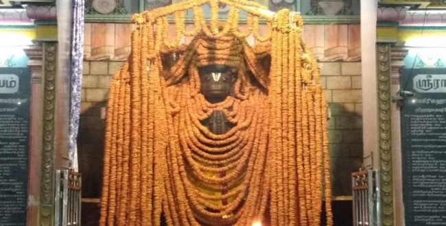 ஆஞ்சநேயருக்கு வடமாலை சாத்துவது ஏன் தெரியுமா.?! - Seithipunal