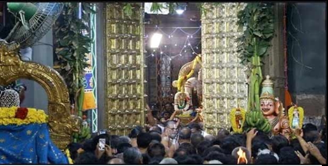 பக்தர்களின் கோஷங்களுடன் திருப்பதி, பார்த்தசாரதி கோவிலில் சொர்க்கவாசல் ...