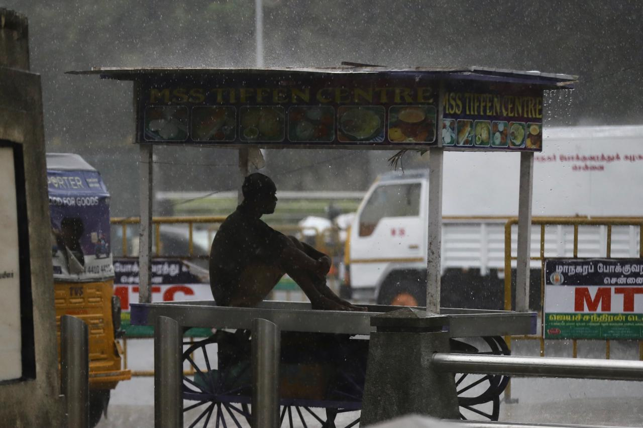 #BigBreaking || தமிழகத்தில் நான்கு மாவட்டங்களுக்கு ரெட் அலர்ட் எச்சரிக்கை.! - Seithipunal