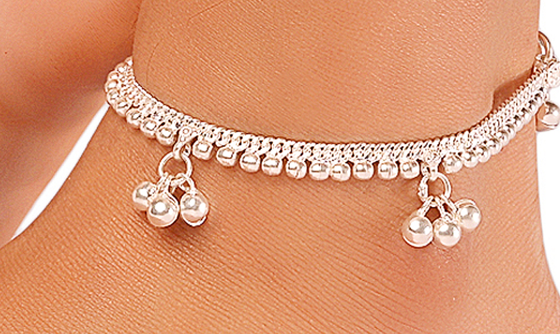 காலில் வெள்ளி கொலுசு அணிவது எதற்காக? - Seithipunal